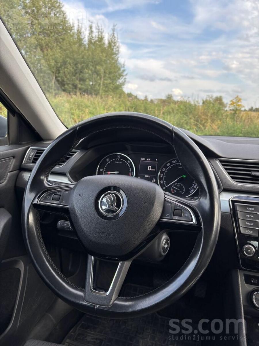 Grey Skoda SuperB 2016 in Riga, with an engine capacity of 2.00 L and mileage of 247 thousand km for 11500 €, photo 7 on AUTOMOTO.COM.LV