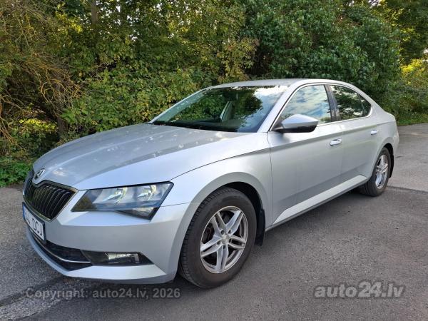 Grey Skoda SuperB 2016 in Tallinn, with an engine capacity of 1.60 L and mileage of 117 thousand km for 12900 €, photo 10 on AUTOMOTO.COM.LV