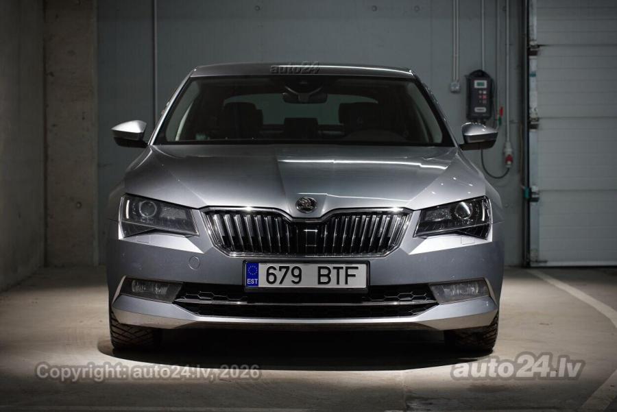 Grey Skoda SuperB 2017 in Tallinn, with an engine capacity of 2.00 L and mileage of 210 thousand km for 11790 €, photo 5 on AUTOMOTO.COM.LV