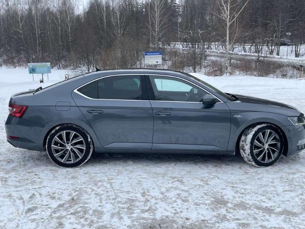 Grey Skoda SuperB 2017 in Vievis, with an engine capacity of 1.97 L and mileage of 248 thousand km for 12700 €, photo 2 on AUTOMOTO.COM.LV