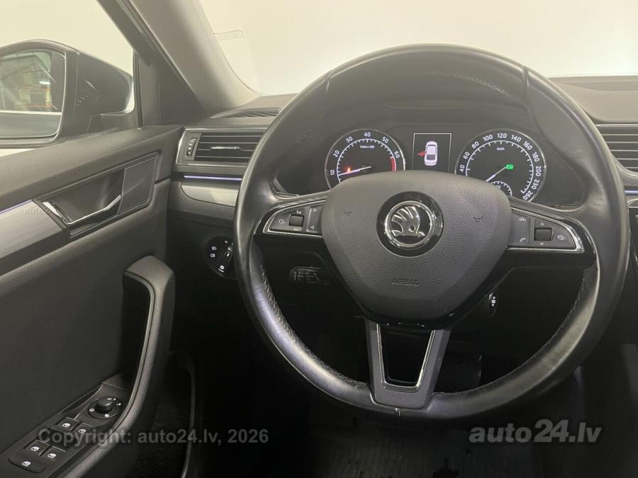 Pelēks Skoda SuperB 2017 Tallina, ar dzinēja tilpumu 1.40 L un nobraukumu 191 tūkst. km par 10900 €, foto 10 vietnē AUTOMOTO.COM.LV