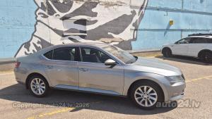 Pelēks Skoda SuperB 2017 Tallina, ar dzinēja tilpumu 2.00 L un nobraukumu 188 tūkst. km par 13000 €, foto 4 vietnē AUTOMOTO.COM.LV