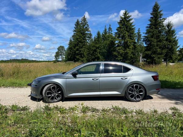 Grey Skoda SuperB 2017 in Tallinn, with an engine capacity of 2.00 L and mileage of 209 thousand km for 13900 €, photo 8 on AUTOMOTO.COM.LV