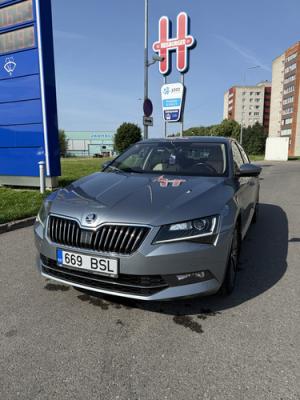 Pelēks Skoda SuperB 2017 Narva, ar dzinēja tilpumu 2.00 L un nobraukumu 271 tūkst. km par 12999 €, foto  vietnē AUTOMOTO.COM.LV