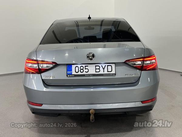 Grey Skoda SuperB 2018 in Tallinn, with an engine capacity of 1.40 L and mileage of 154 thousand km for 12900 €, photo 5 on AUTOMOTO.COM.LV