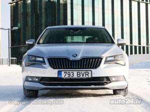 Pelēks Skoda SuperB 2018 Tallina, ar dzinēja tilpumu 1.80 L un nobraukumu 88 tūkst. km par 18900 €, foto 3 vietnē AUTOMOTO.COM.LV