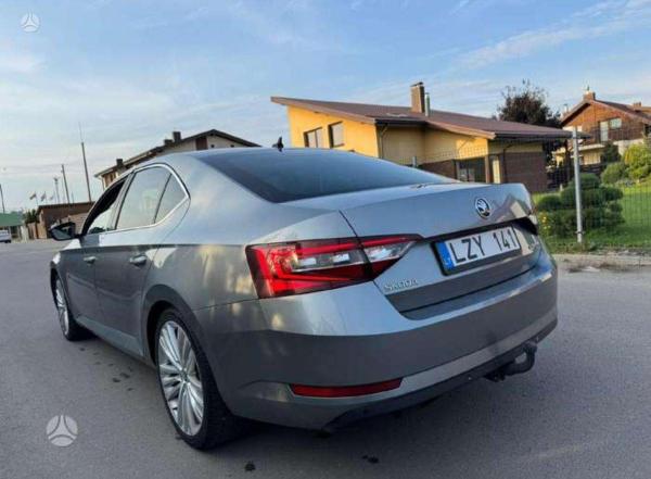 Grey Skoda SuperB 2018 in Vilnius, with an engine capacity of 2.00 L and mileage of 283 thousand km for 11900 €, photo 1 on AUTOMOTO.COM.LV