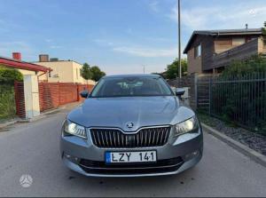 Grey Skoda SuperB 2018 in Vilnius, with an engine capacity of 2.00 L and mileage of 283 thousand km for 11900 €, photo 4 on AUTOMOTO.COM.LV