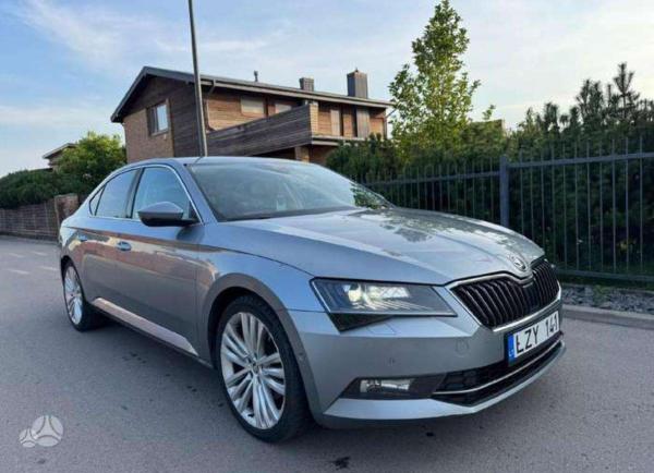 Grey Skoda SuperB 2018 in Vilnius, with an engine capacity of 2.00 L and mileage of 283 thousand km for 11900 €, photo 5 on AUTOMOTO.COM.LV