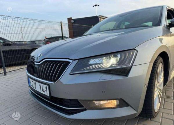 Grey Skoda SuperB 2018 in Vilnius, with an engine capacity of 2.00 L and mileage of 283 thousand km for 11900 €, photo 6 on AUTOMOTO.COM.LV