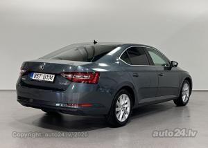 Pelēks Skoda SuperB 2018 Tallina, ar dzinēja tilpumu 1.80 L un nobraukumu 170 tūkst. km par 13900 €, foto 3 vietnē AUTOMOTO.COM.LV