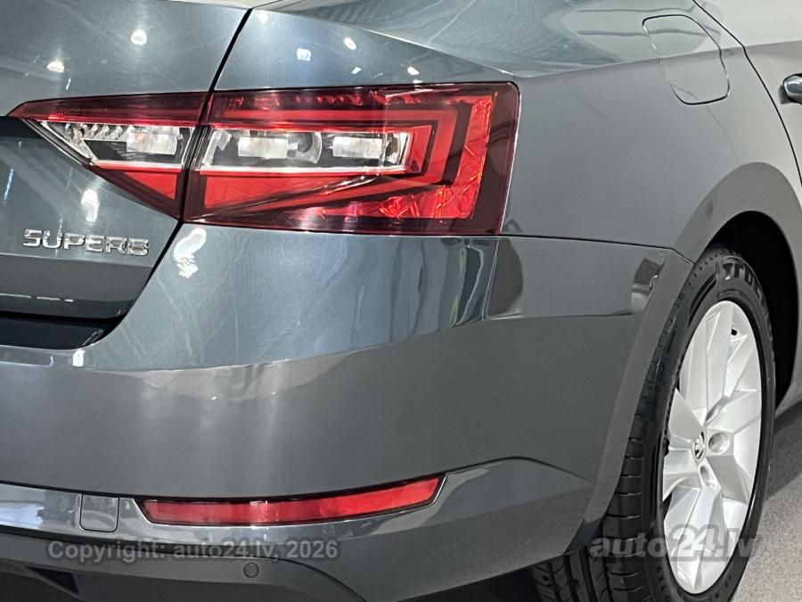 Pelēks Skoda SuperB 2018 Tallina, ar dzinēja tilpumu 1.80 L un nobraukumu 170 tūkst. km par 13900 €, foto 19 vietnē AUTOMOTO.COM.LV