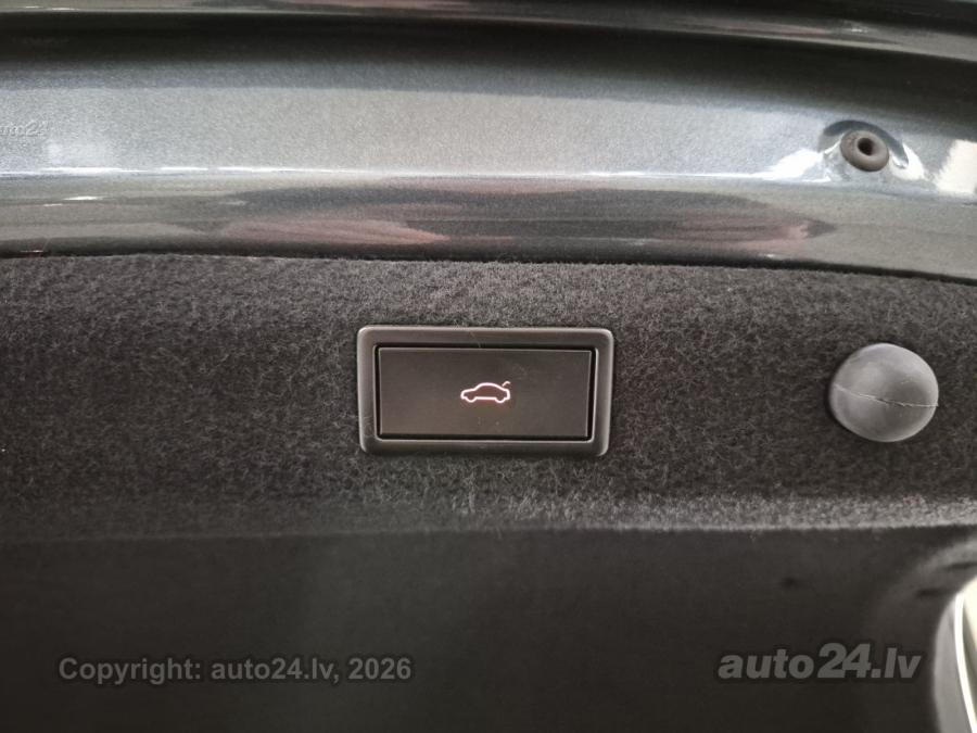 Grey Skoda SuperB 2018 in Tallinn, with an engine capacity of 1.80 L and mileage of 142 thousand km for 15990 €, photo 22 on AUTOMOTO.COM.LV