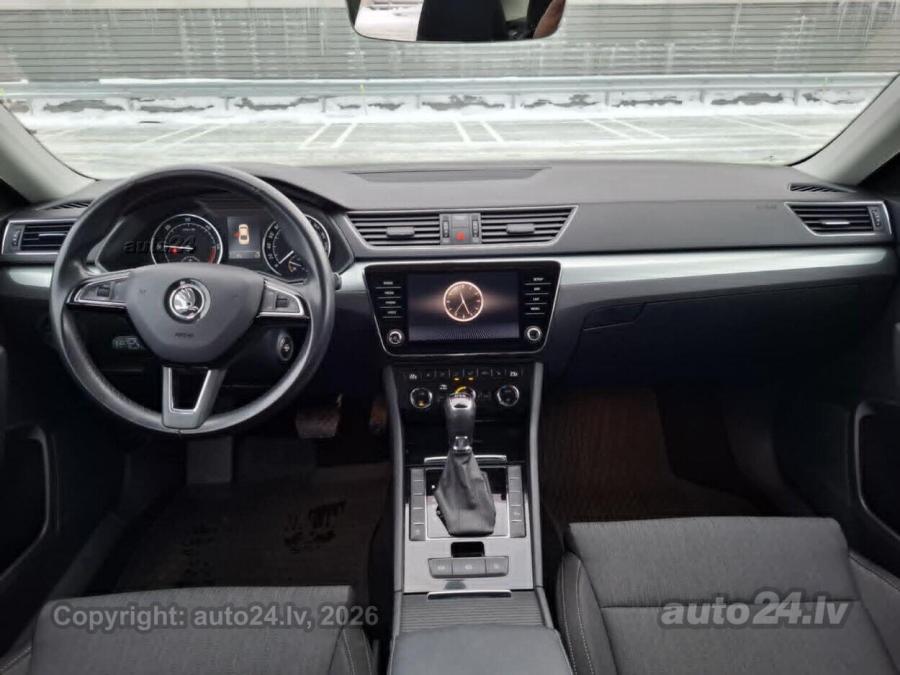 Pelēks Skoda SuperB 2019 Tallina, ar dzinēja tilpumu 2.00 L un nobraukumu 125 tūkst. km par 18500 €, foto 10 vietnē AUTOMOTO.COM.LV