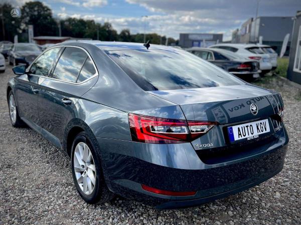 Pelēks Skoda SuperB 2019 Kauņa, ar dzinēja tilpumu 1.50 L un nobraukumu 96 tūkst. km par 16999 €, foto 3 vietnē AUTOMOTO.COM.LV