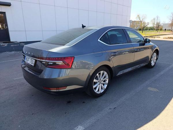 Grey Skoda SuperB 2019 in Jonava, with an engine capacity of 2.00 L and mileage of 81 thousand km for 26500 €, photo 7 on AUTOMOTO.COM.LV