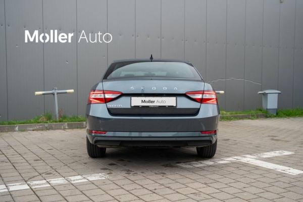 Grey Skoda SuperB 2019 in Vilnius, with an engine capacity of 1.50 L and mileage of 125 thousand km for 17000 €, photo 5 on AUTOMOTO.COM.LV