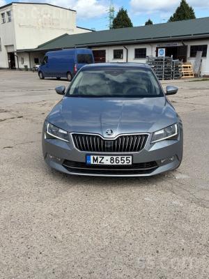 Pelēks Skoda SuperB 2019 Saldus, ar dzinēja tilpumu 2.00 L un nobraukumu 272 tūkst. km par 19900 €, foto  vietnē AUTOMOTO.COM.LV