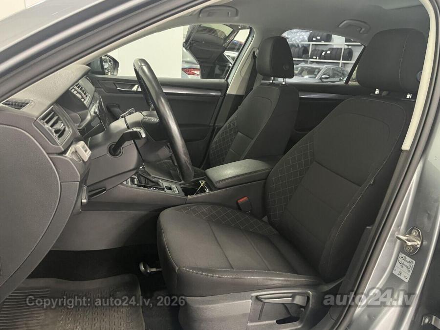 Pelēks Skoda SuperB 2020 Tallina, ar dzinēja tilpumu 2.00 L un nobraukumu 150 tūkst. km par 15700 €, foto 8 vietnē AUTOMOTO.COM.LV