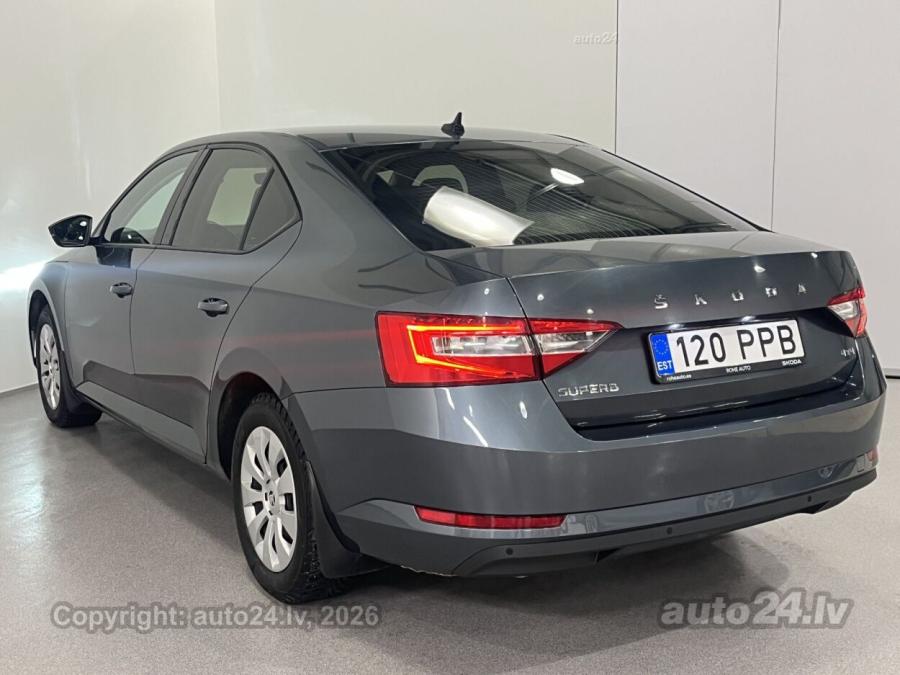 Grey Skoda SuperB 2020 in Tallinn, with an engine capacity of 2.00 L and mileage of 218 thousand km for 13400 €, photo 5 on AUTOMOTO.COM.LV