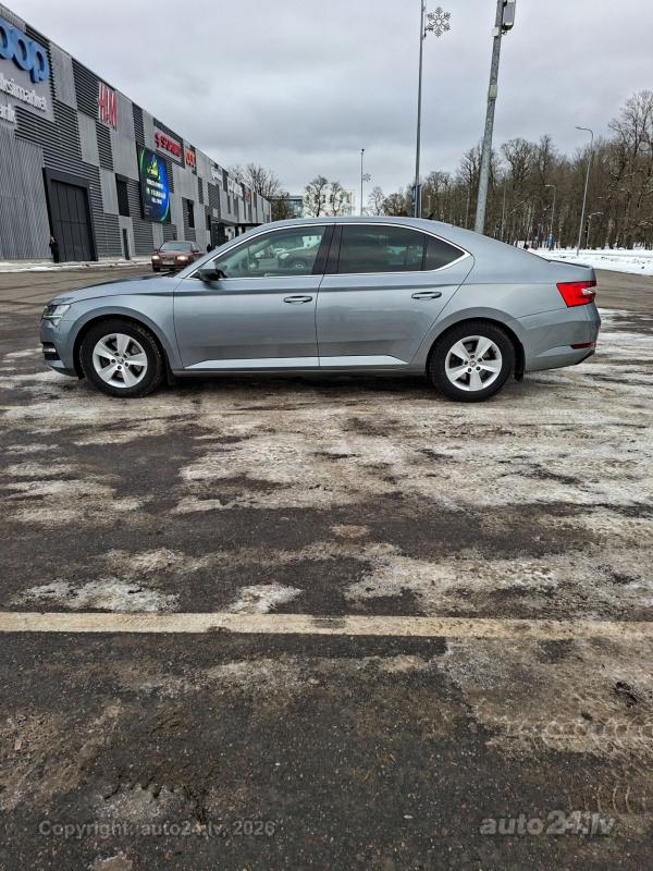 Pelēks Skoda SuperB 2020 Tallina, ar dzinēja tilpumu 2.00 L un nobraukumu 164 tūkst. km par 18500 €, foto 7 vietnē AUTOMOTO.COM.LV