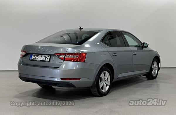 Pelēks Skoda SuperB 2020 Tallina, ar dzinēja tilpumu 2.00 L un nobraukumu 210 tūkst. km par 12900 €, foto 2 vietnē AUTOMOTO.COM.LV