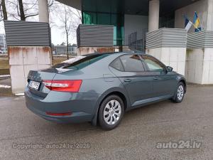 Grey Skoda SuperB 2020 in Tallinn, with an engine capacity of 2.00 L and mileage of 150 thousand km for 17770 €, photo 4 on AUTOMOTO.COM.LV