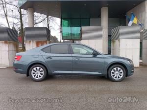 Grey Skoda SuperB 2020 in Tallinn, with an engine capacity of 2.00 L and mileage of 150 thousand km for 17770 €, photo 6 on AUTOMOTO.COM.LV