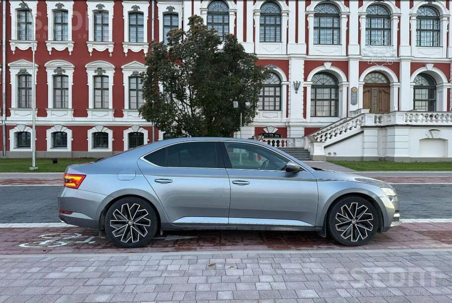 Grey Skoda SuperB 2020 in Riga, with an engine capacity of 2.00 L and mileage of 147 thousand km for 20900 €, photo 3 on AUTOMOTO.COM.LV