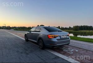 Grey Skoda SuperB 2020 in Riga, with an engine capacity of 2.00 L and mileage of 147 thousand km for 20900 €, photo 4 on AUTOMOTO.COM.LV