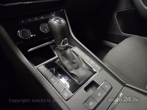 Pelēks Skoda SuperB 2021 Tallina, ar dzinēja tilpumu 2.00 L un nobraukumu 212 tūkst. km par 11900 €, foto 11 vietnē AUTOMOTO.COM.LV