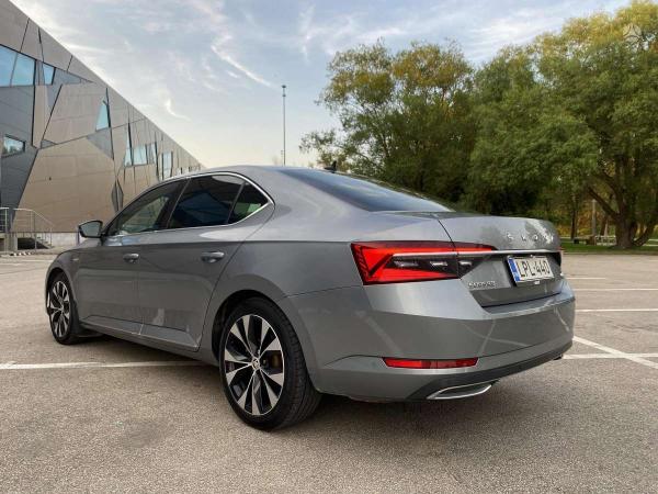 Grey Skoda SuperB 2021 in Siauliai, with an engine capacity of 1.97 L and mileage of 197 thousand km for 20000 €, photo 7 on AUTOMOTO.COM.LV