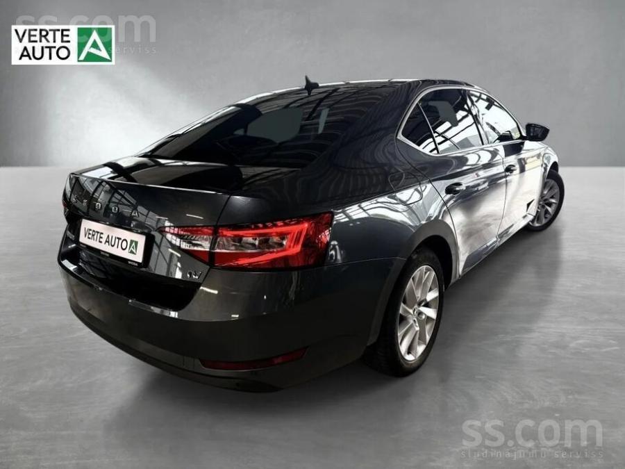 Grey Skoda SuperB 2021 in Riga, with an engine capacity of 1.40 L and mileage of 121 thousand km for 20490 €, photo 5 on AUTOMOTO.COM.LV