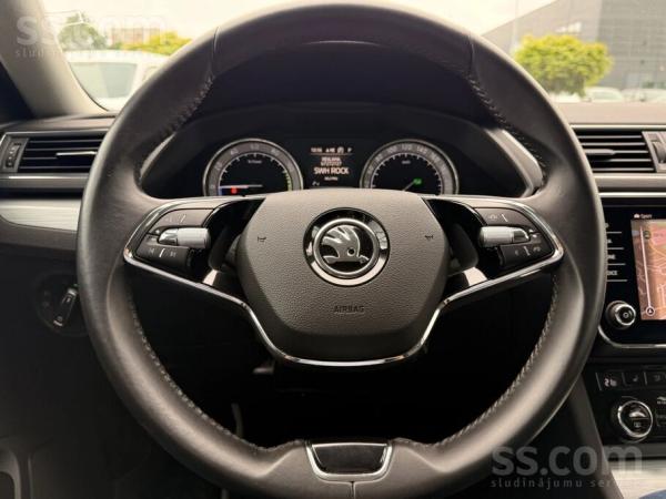 Pelēks Skoda SuperB 2021 Rīga, ar dzinēja tilpumu 1.40 L un nobraukumu 121 tūkst. km par 20490 €, foto 10 vietnē AUTOMOTO.COM.LV