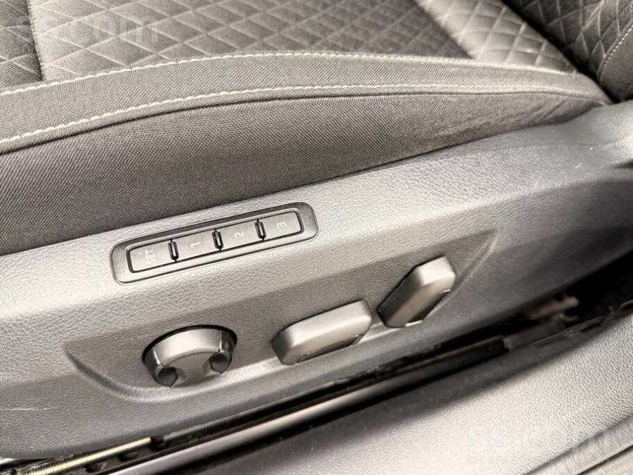 Grey Skoda SuperB 2021 in Riga, with an engine capacity of 1.40 L and mileage of 121 thousand km for 20490 €, photo 26 on AUTOMOTO.COM.LV