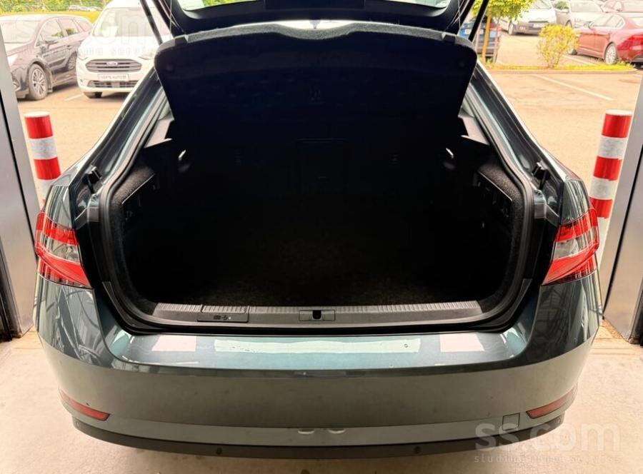 Grey Skoda SuperB 2021 in Riga, with an engine capacity of 1.40 L and mileage of 121 thousand km for 20490 €, photo 30 on AUTOMOTO.COM.LV