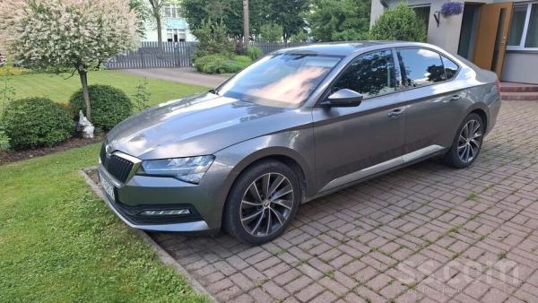 Pelēks Skoda SuperB 2022 Ogre, ar dzinēja tilpumu 1.50 L un nobraukumu 44 tūkst. km par 22000 €, foto 1 vietnē AUTOMOTO.COM.LV