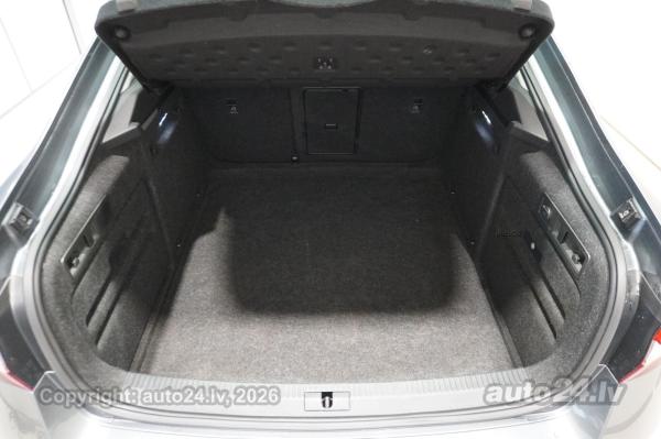 Grey Skoda SuperB 2022 in Tallinn, with an engine capacity of 2.00 L and mileage of 130 thousand km for 20900 €, photo 7 on AUTOMOTO.COM.LV