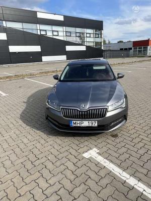 Pelēks Skoda SuperB 2022 Panevēža, ar dzinēja tilpumu 1.97 L un nobraukumu 148 tūkst. km par 21000 €, foto  vietnē AUTOMOTO.COM.LV