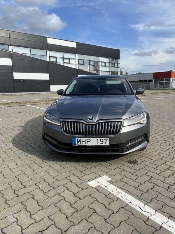 Pelēks Skoda SuperB 2022 Panevēža, ar dzinēja tilpumu 1.97 L un nobraukumu 148 tūkst. km par 21000 €, foto 3 vietnē AUTOMOTO.COM.LV