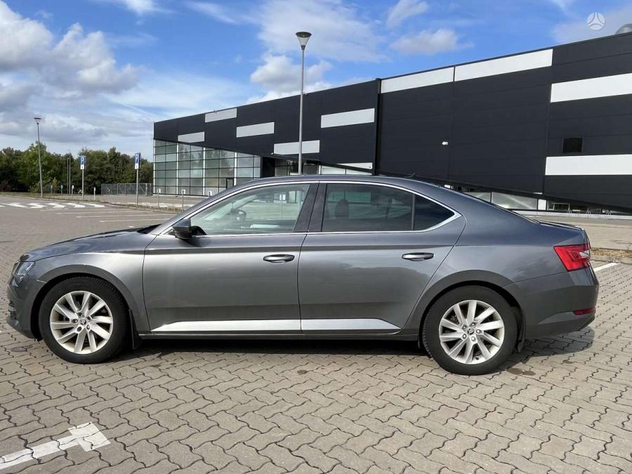 Pelēks Skoda SuperB 2022 Panevēža, ar dzinēja tilpumu 1.97 L un nobraukumu 148 tūkst. km par 21000 €, foto 6 vietnē AUTOMOTO.COM.LV
