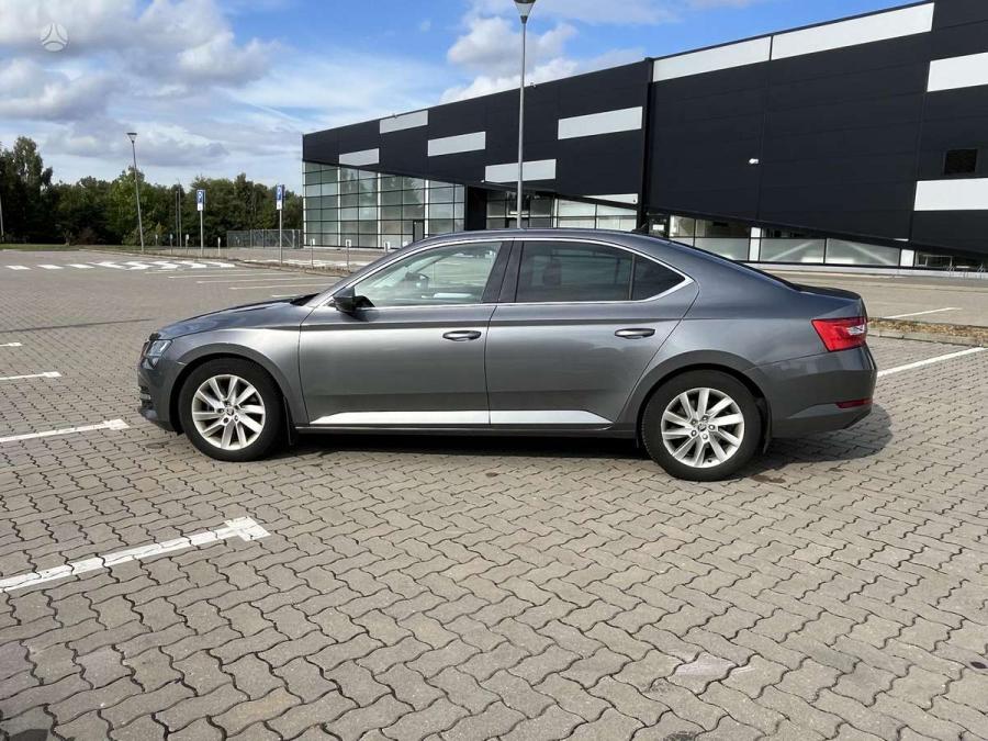 Pelēks Skoda SuperB 2022 Panevēža, ar dzinēja tilpumu 1.97 L un nobraukumu 148 tūkst. km par 21000 €, foto 7 vietnē AUTOMOTO.COM.LV