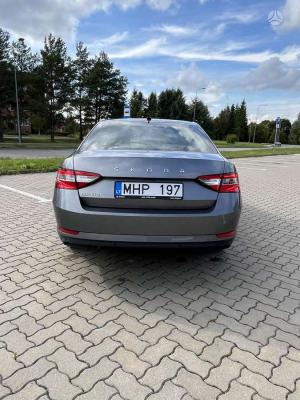 Pelēks Skoda SuperB 2022 Panevēža, ar dzinēja tilpumu 1.97 L un nobraukumu 148 tūkst. km par 21000 €, foto 9 vietnē AUTOMOTO.COM.LV