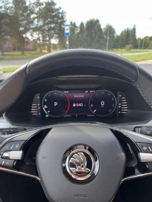 Pelēks Skoda SuperB 2022 Panevēža, ar dzinēja tilpumu 1.97 L un nobraukumu 148 tūkst. km par 21000 €, foto 17 vietnē AUTOMOTO.COM.LV