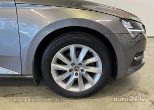 Grey Skoda SuperB 2023 in Tallinn, with an engine capacity of 1.50 L and mileage of 68 thousand km for 21890 €, photo 6 on AUTOMOTO.COM.LV