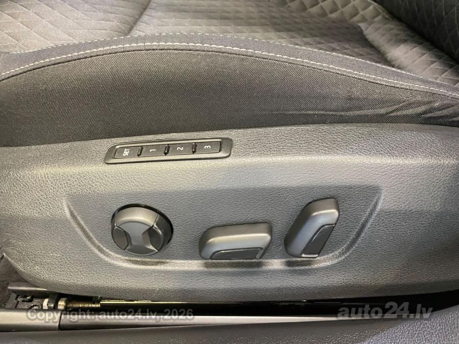 Grey Skoda SuperB 2023 in Tallinn, with an engine capacity of 1.50 L and mileage of 68 thousand km for 21890 €, photo 8 on AUTOMOTO.COM.LV