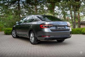 Pelēks Skoda SuperB 2023 Kauņa, ar dzinēja tilpumu 1.98 L un nobraukumu 116 tūkst. km par 23200 €, foto 5 vietnē AUTOMOTO.COM.LV