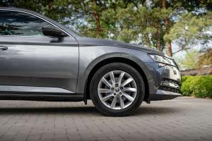 Pelēks Skoda SuperB 2023 Kauņa, ar dzinēja tilpumu 1.98 L un nobraukumu 116 tūkst. km par 23200 €, foto 8 vietnē AUTOMOTO.COM.LV