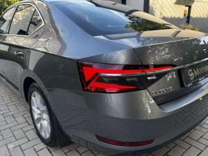 Pelēks Skoda SuperB 2023 Kauņa, ar dzinēja tilpumu 1.98 L un nobraukumu 116 tūkst. km par 23200 €, foto 33 vietnē AUTOMOTO.COM.LV