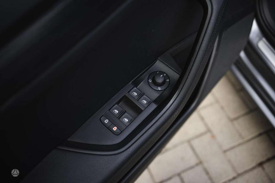 Pelēks Skoda SuperB 2023 Kauņa, ar dzinēja tilpumu 1.98 L un nobraukumu 116 tūkst. km par 23200 €, foto 40 vietnē AUTOMOTO.COM.LV